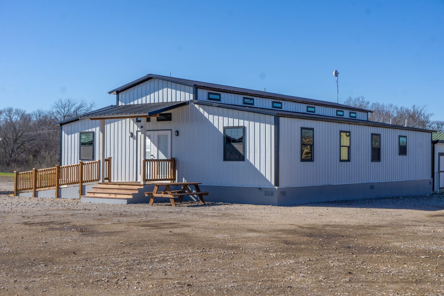 Barndominiums – A Modern Twist with Commercial Metal Building Appeal ...